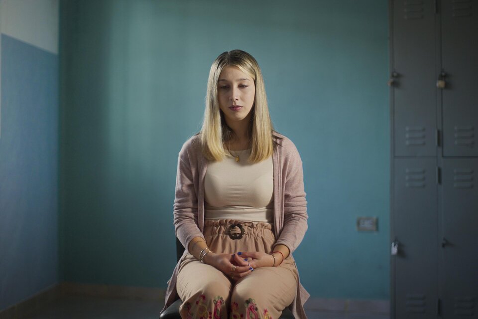 Series: crítica de "Nahir: el secreto de un crimen", de Alejandro ...