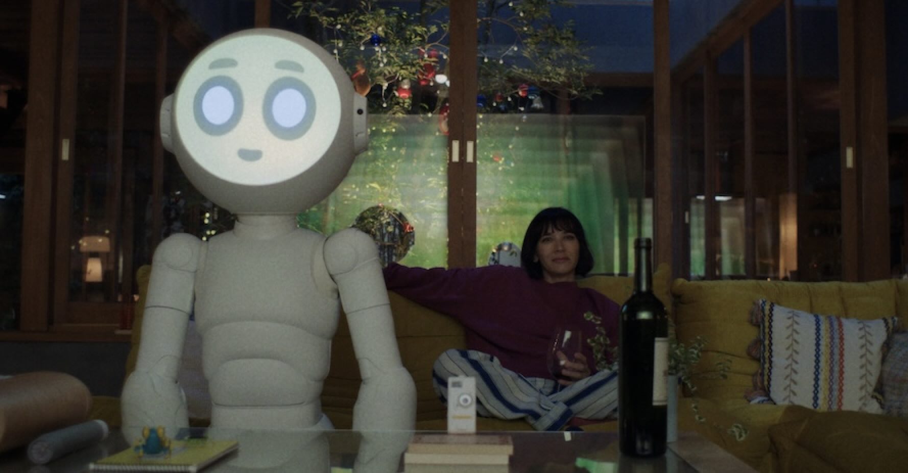 Series: reseña de "Sunny", de Katie Robbins (Apple TV+) - Micropsia