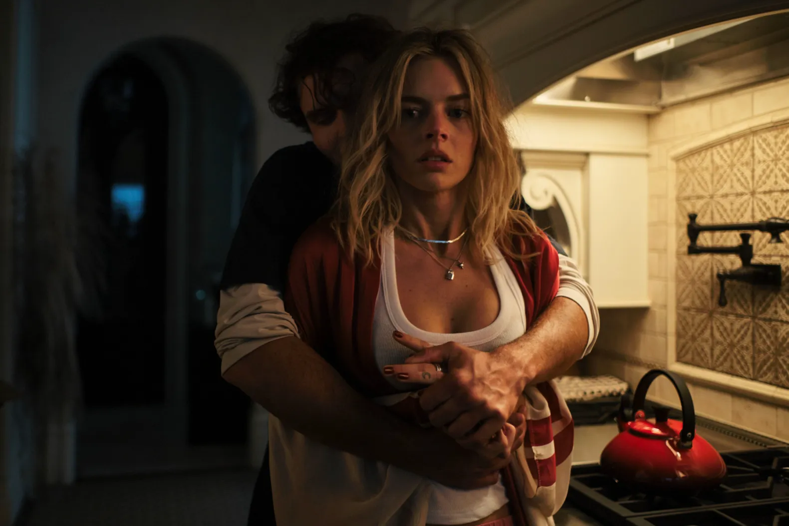 Estrenos online: crítica de "Borderline", de Jimmy Warden (Netflix ...