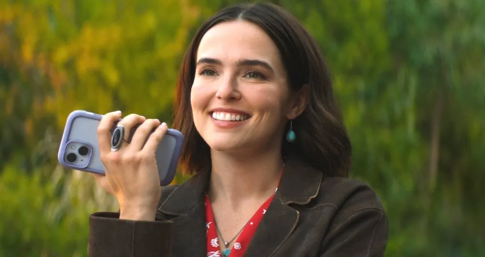 'Voicemails for Isabelle' Netflix Review: Love, Loss and a Slightly ...